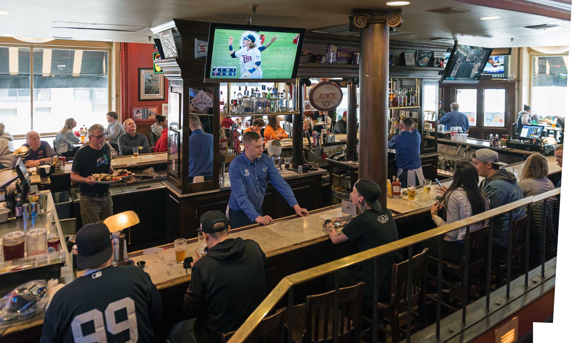 Minneapolis - The Loon Cafe